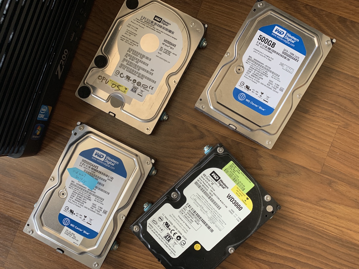 軽量・無料で使えるEasyNASのインストール、設定方法と使い方 | Living Tips